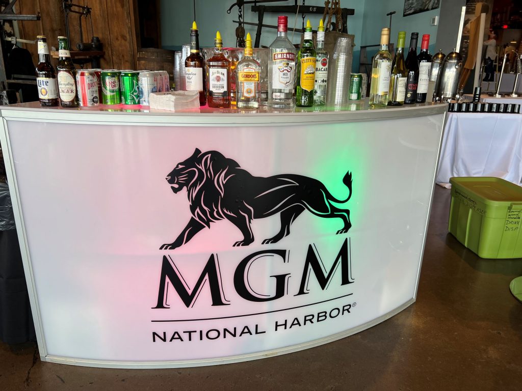 Branded Curved Bars - Posh & Luxe